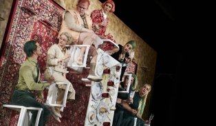 Volksvernichtung oder meine Leber ist sinnlos | Burgtheater